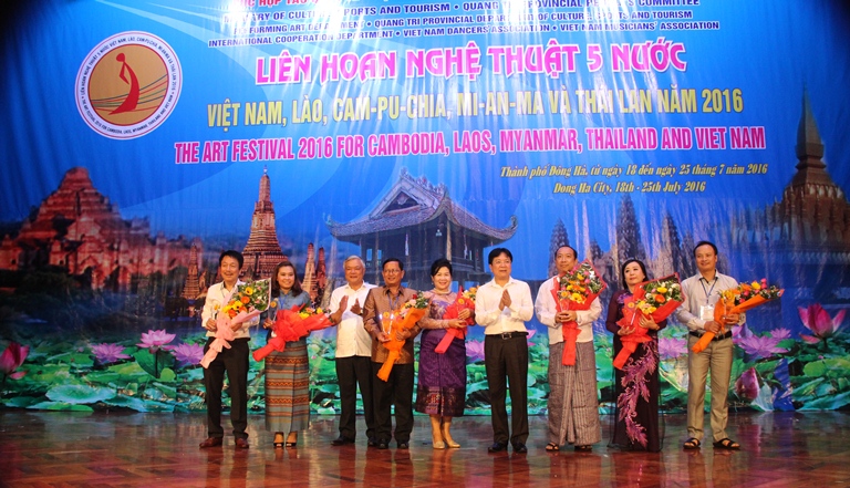 ASEAN art festival opens to promote solidarity - Viet Nam National ...