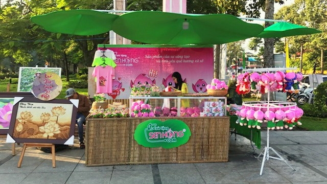 Dong Thap hosts its first lotus festival - Viet Nam National Authority ...