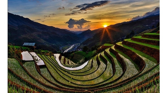 Tourism programme to attract more visitors to Mu Cang Chai in pouring ...