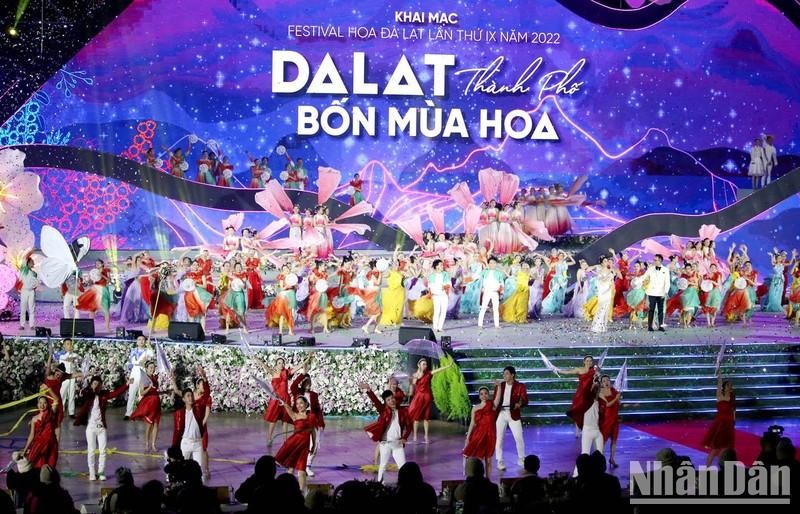 Da Lat Flower Festival opens with colourful arts programme - Viet Nam ...