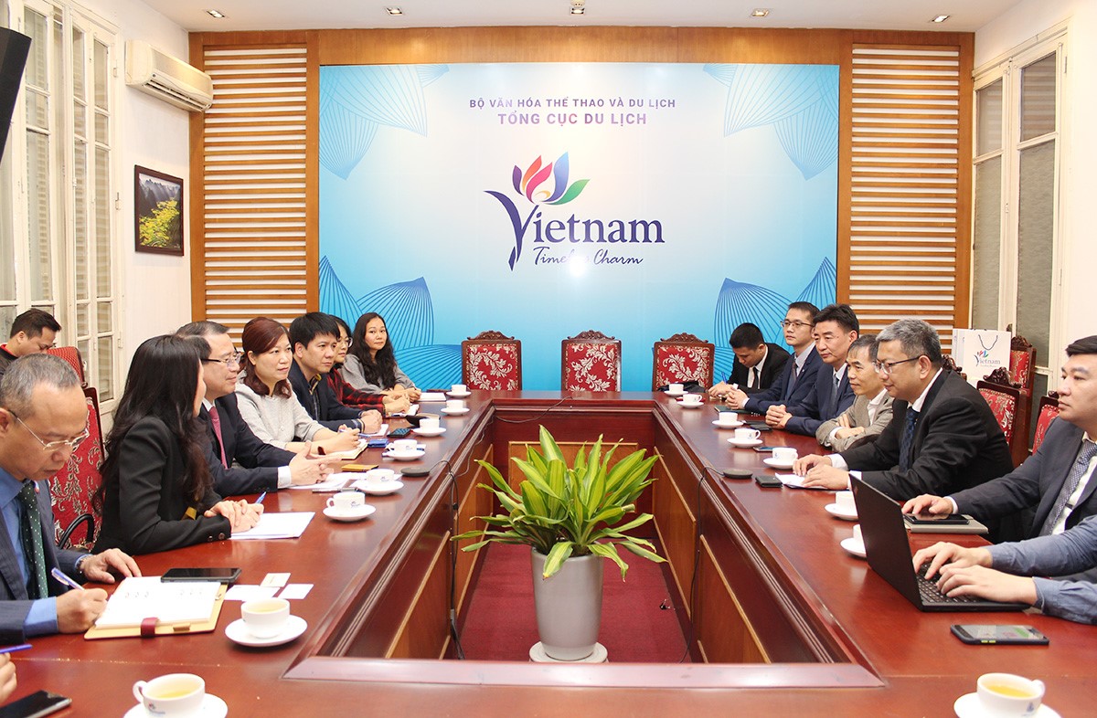 VNAT meeting with Hainan (China) to strengthen tourism cooperation ...