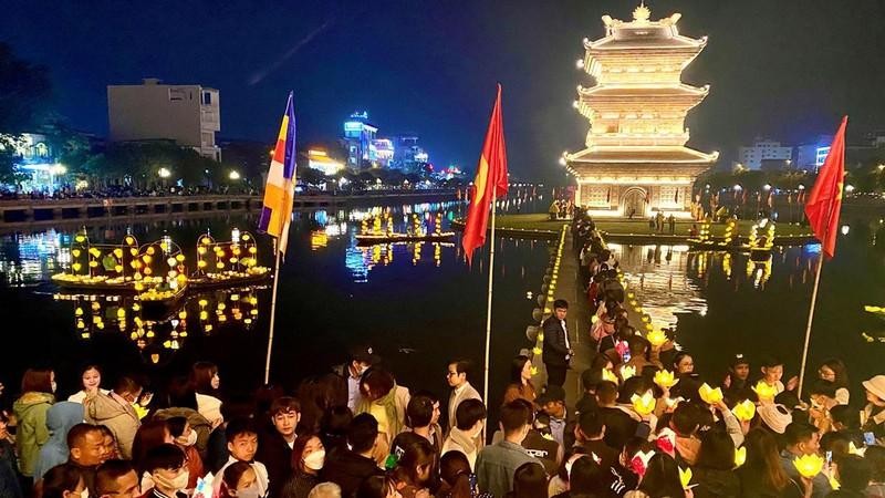 Ninh Binh offers new spiritual tourism product at night - Viet Nam ...
