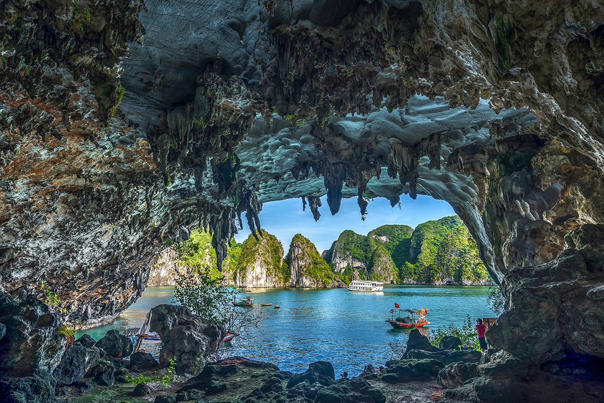 Ha Long Bay, Vietnam in top 10 Most-Visited Natural Wonders of The ...
