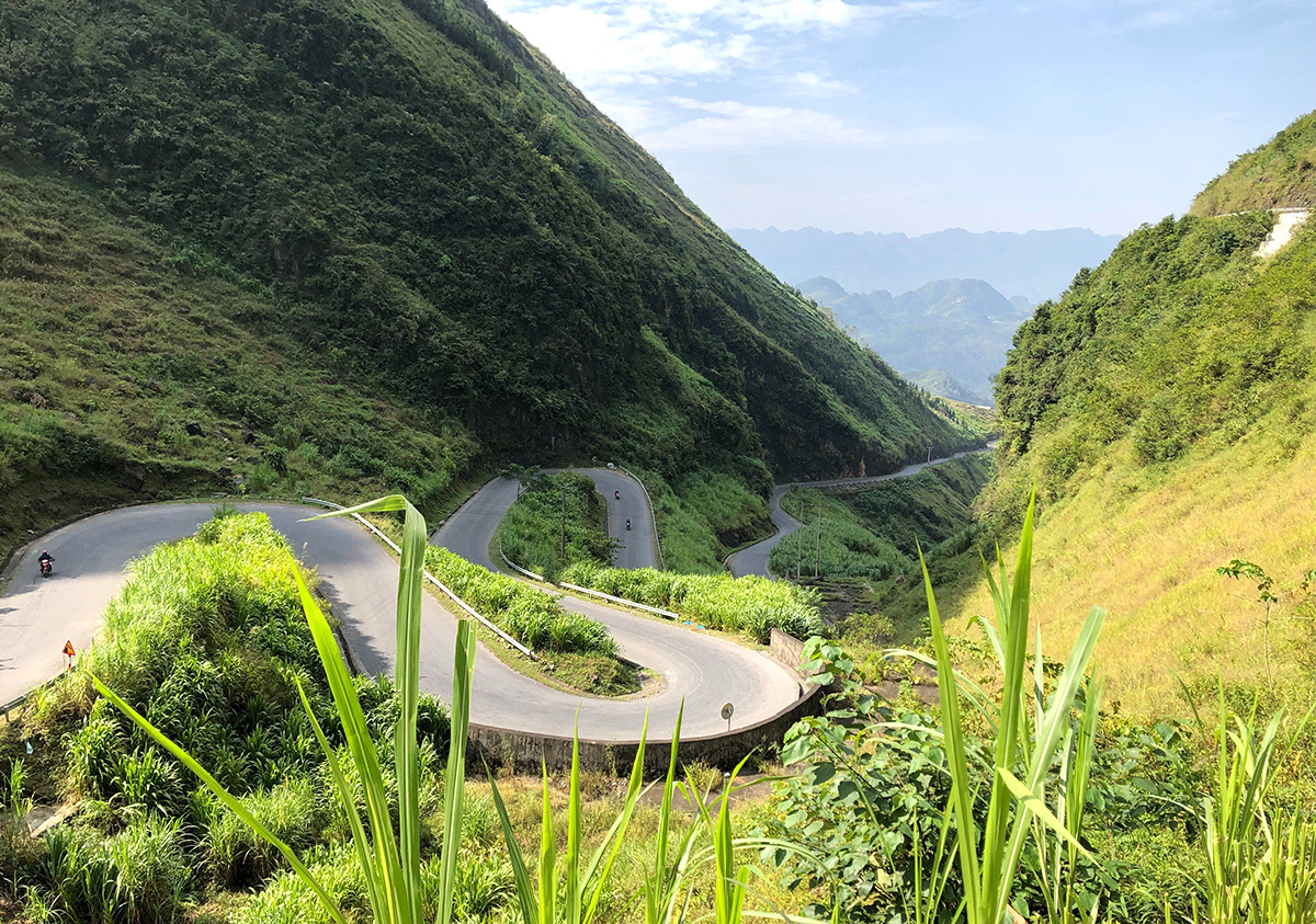 Vietnam owns one of the most beautiful bike trip routes in Asia - Viet ...