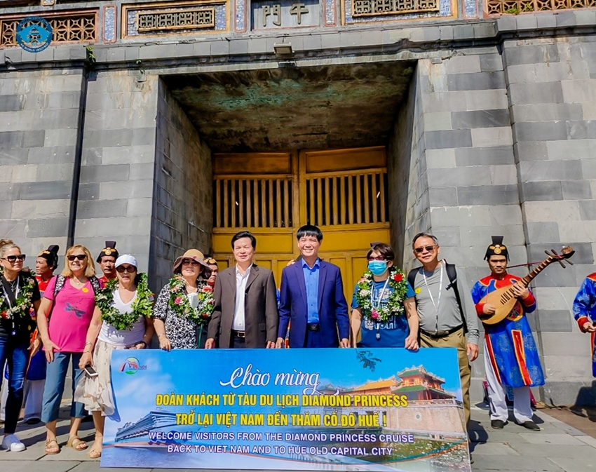 Diamond Princess high-grade cruise takes international visitors to Hue ...