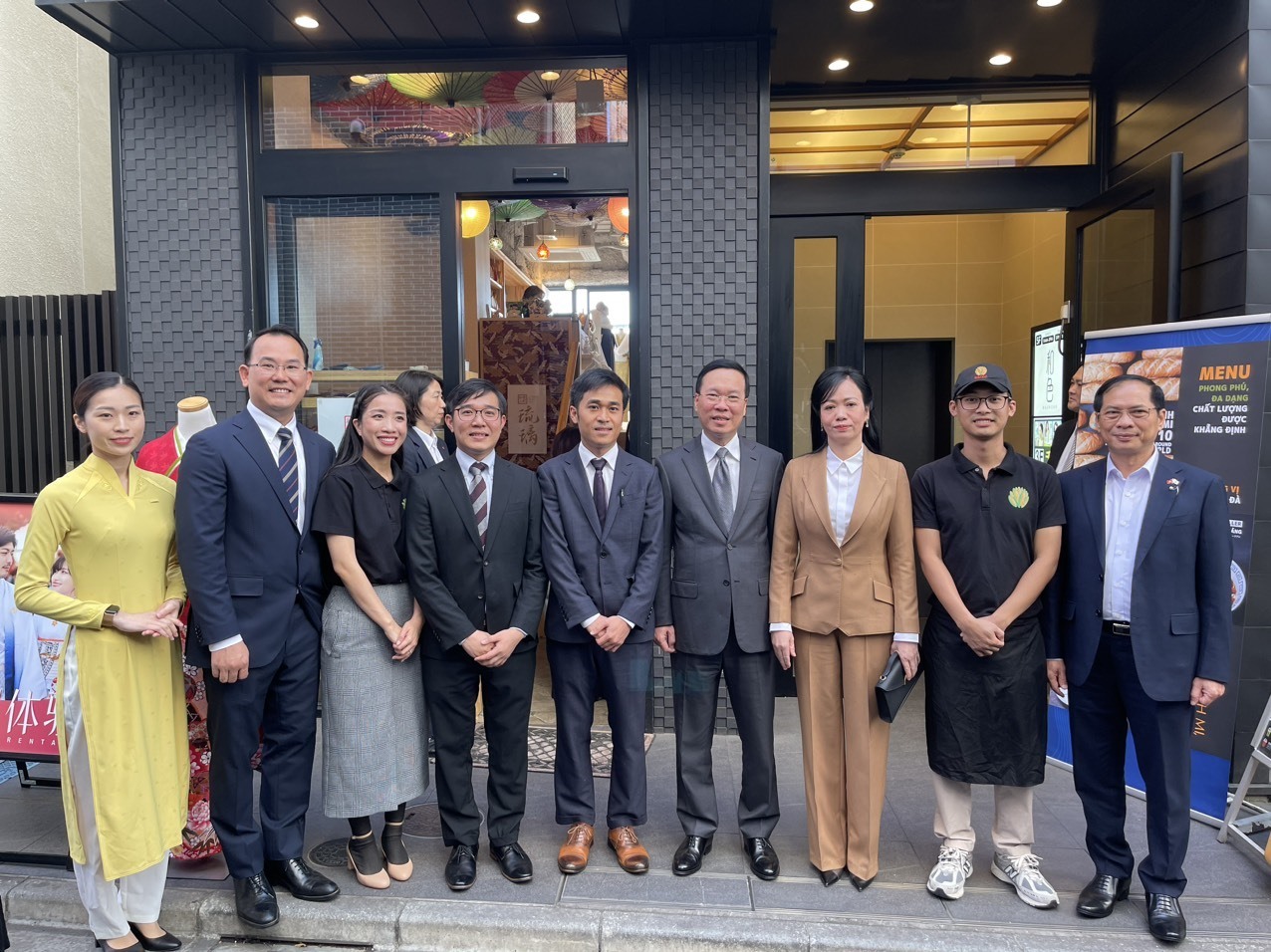 Banh mi Xin chao "Hello Bread" in Tokyo - Viet Nam National Authority ...