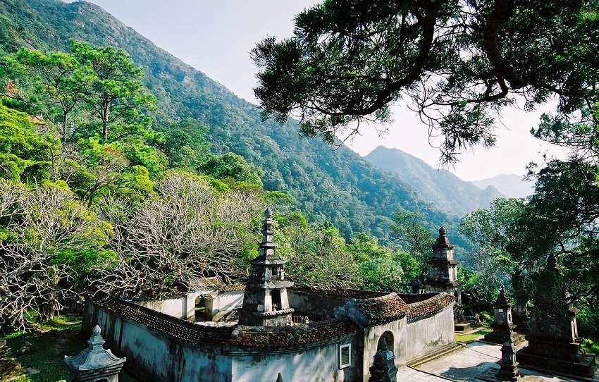 Yen Tu Mountain: A journey of spiritual connection - Viet Nam National ...