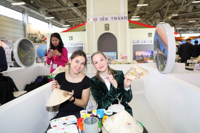 ITB Berlin 2023: ebullient atmosphere at Vietnam tourism booth - Viet ...