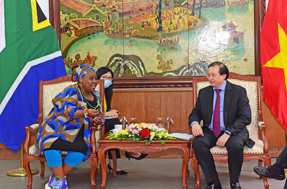 Vietnam - South Africa join hands to promote culture, sports and ...