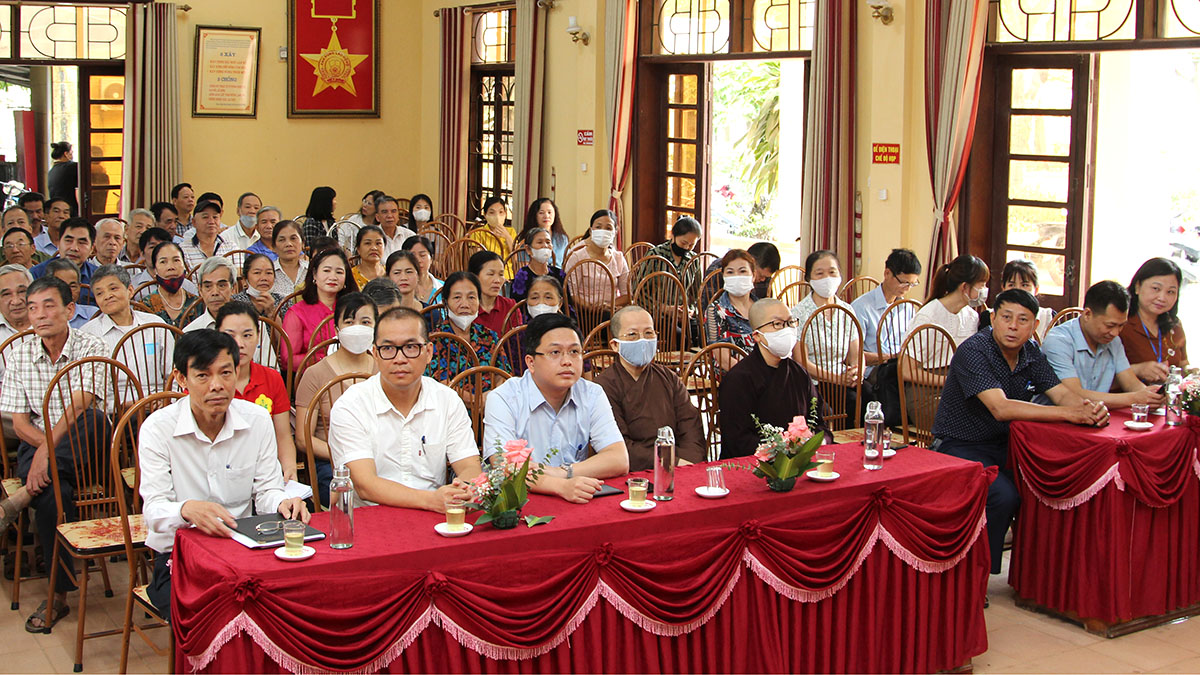 Ha Noi: Improving the skills of civilized behavior and community ...