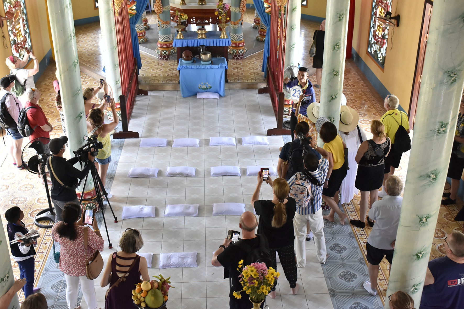 International visitors to Vietnam in February increases 7.1% to last ...