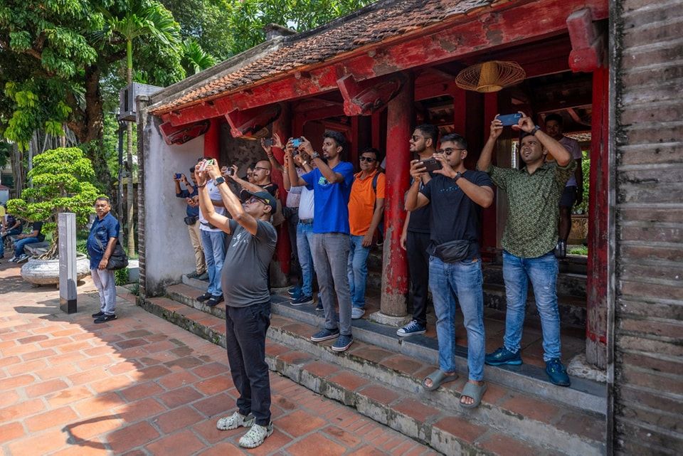 First group of 4500 Indian tourists arrived in Ha Noi: Opportunity to ...
