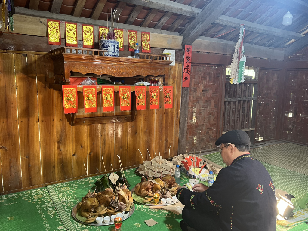 Quang Ninh Province: The joyful festival of Bang Ca village - Viet Nam ...