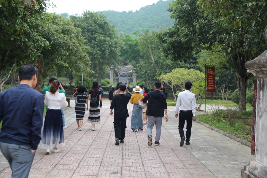 The legacy of the Great Physician Hai Thuong Lan Ong Le Huu Trac - Viet ...