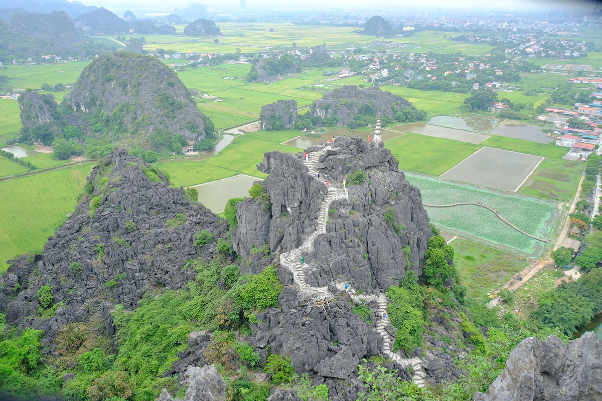 Mua Cave (Ninh Binh) - A destination not to be missed during Lunar New ...
