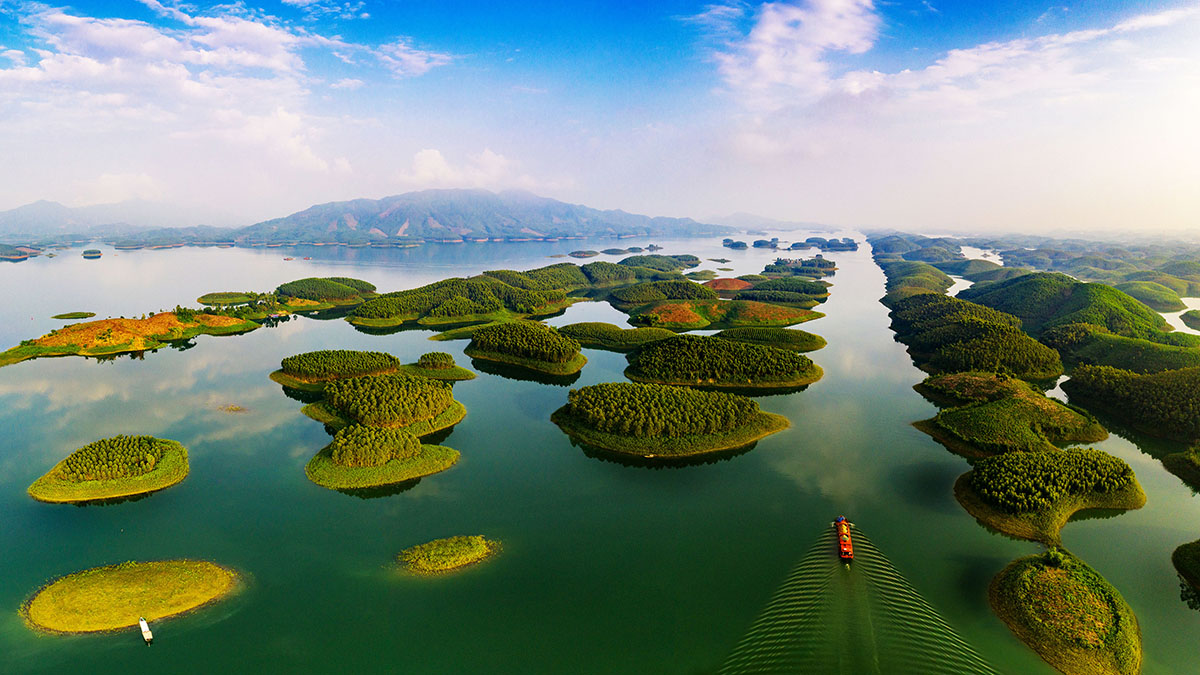Thac Ba Lake - The emerald of Yen Bai - Viet Nam National Authority of ...