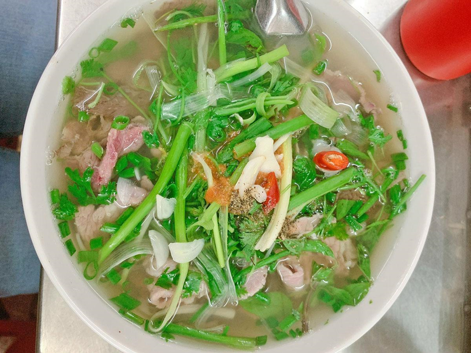 Laura Pullman of The Times: I saw more of Vietnam in a week than in ...