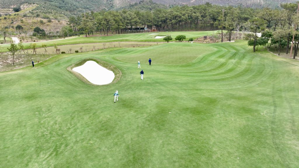 Silk Path Golf Course inaugurated in Dong Trieu city - Viet Nam ...