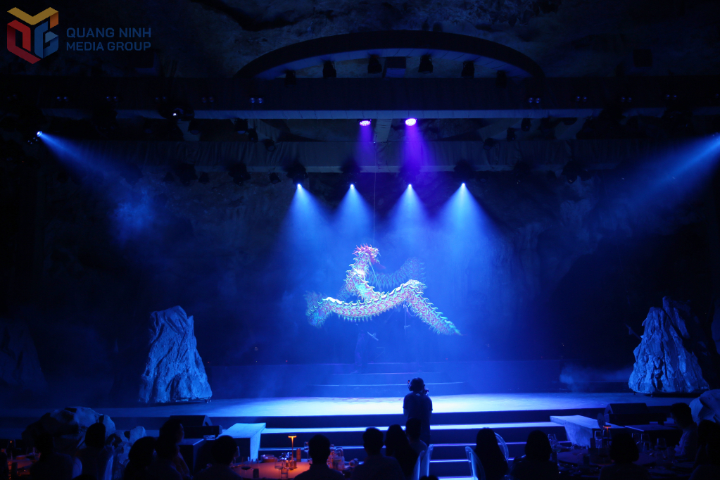 “The quest for the jade mark” - An immersive cave show debuts in Quang ...