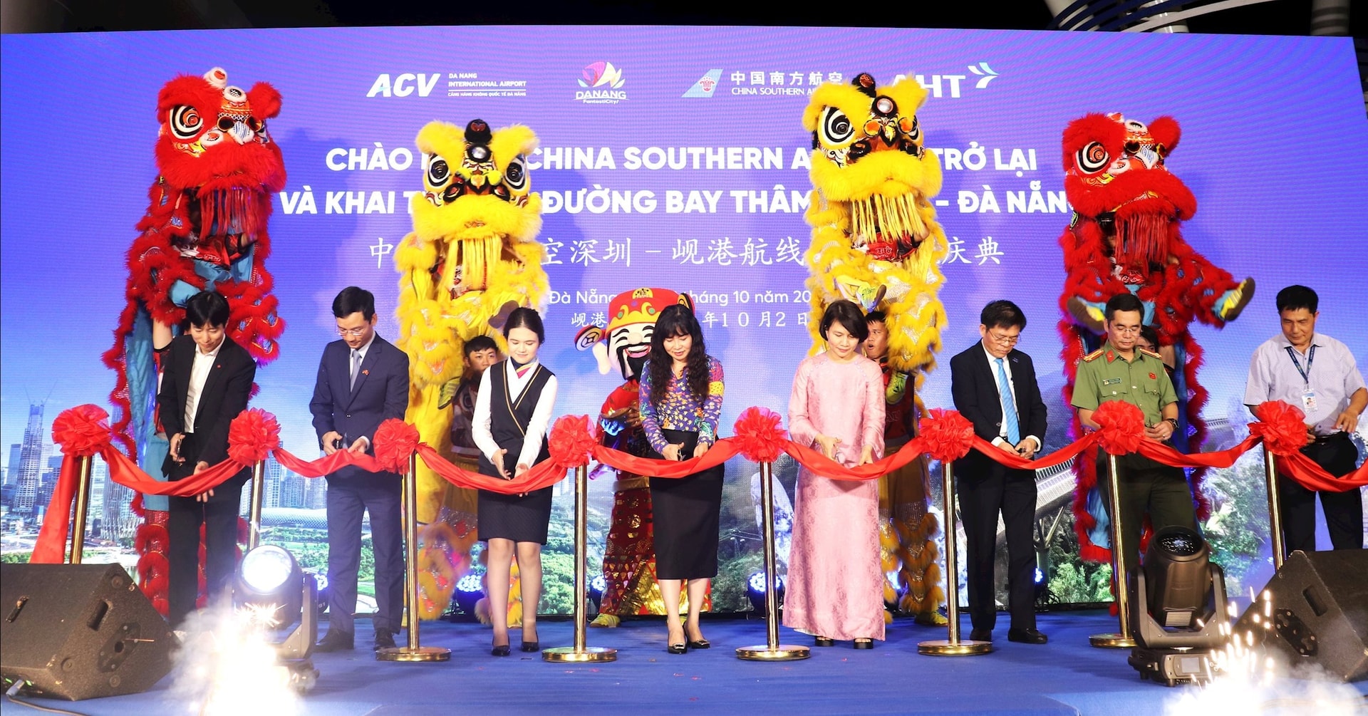 China’s Shenzhen - Da Nang air route opened - Viet Nam National ...