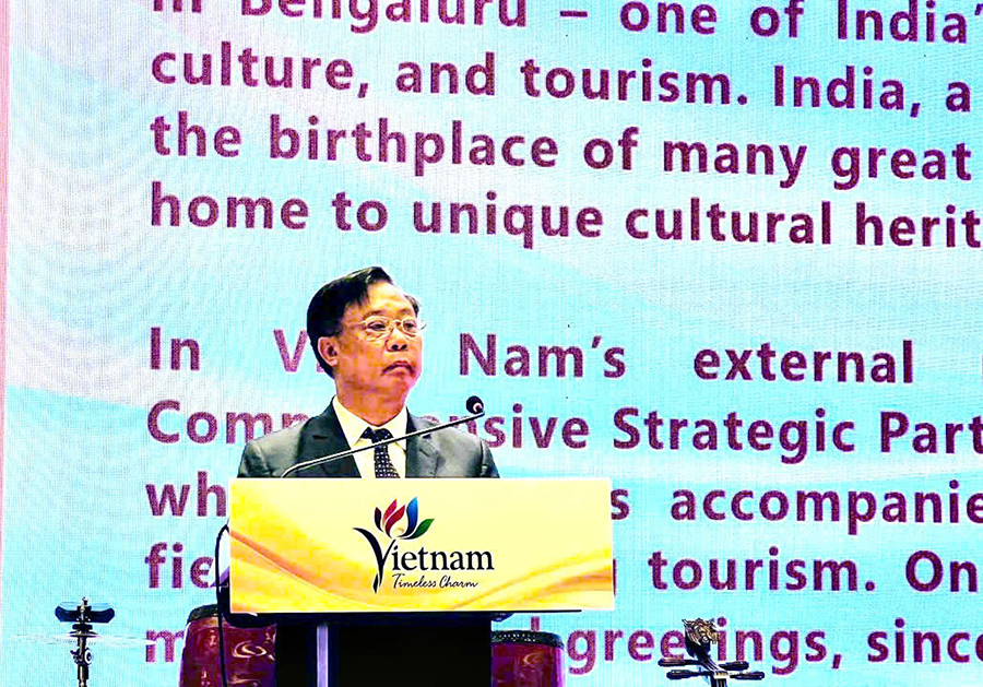 VNAT promotes Vietnam Tourism in India - Viet Nam National Authority of ...