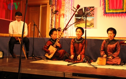 Vietnamese folk music takes centre stage in France - Viet Nam National ...