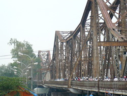 Long Bien Bridge Memory Festival to open this weekend - Viet Nam ...