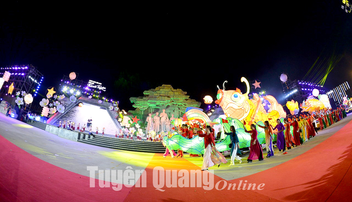 Khẳng định thương hiệu Lễ hội Thành Tuyên - Cục Du lịch Quốc Gia Việt Nam