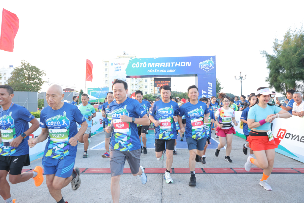 Hơn 800 vận động viên tham gia Giải chạy Cô Tô Marathon 2023 - “Dấu ấn ...