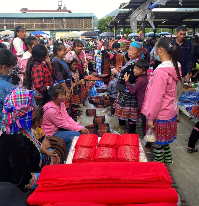 Độc đáo chợ San Thàng - bức tranh văn hóa rực rỡ của Lai Châu - Cục Du ...