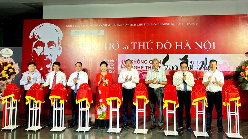 Bảo tàng Hà Nội: Trưng bày hơn 200 hình ảnh, hiện vật chuyên đề “Bác Hồ ...