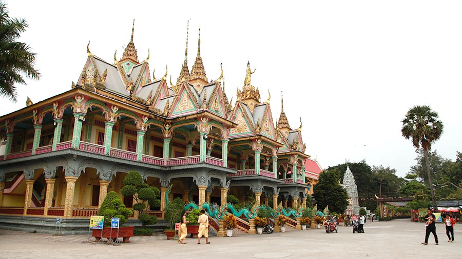 Về Sóc Trăng chiêm ngưỡng vẻ đẹp chùa Som Rông - Cục Du lịch Quốc Gia ...