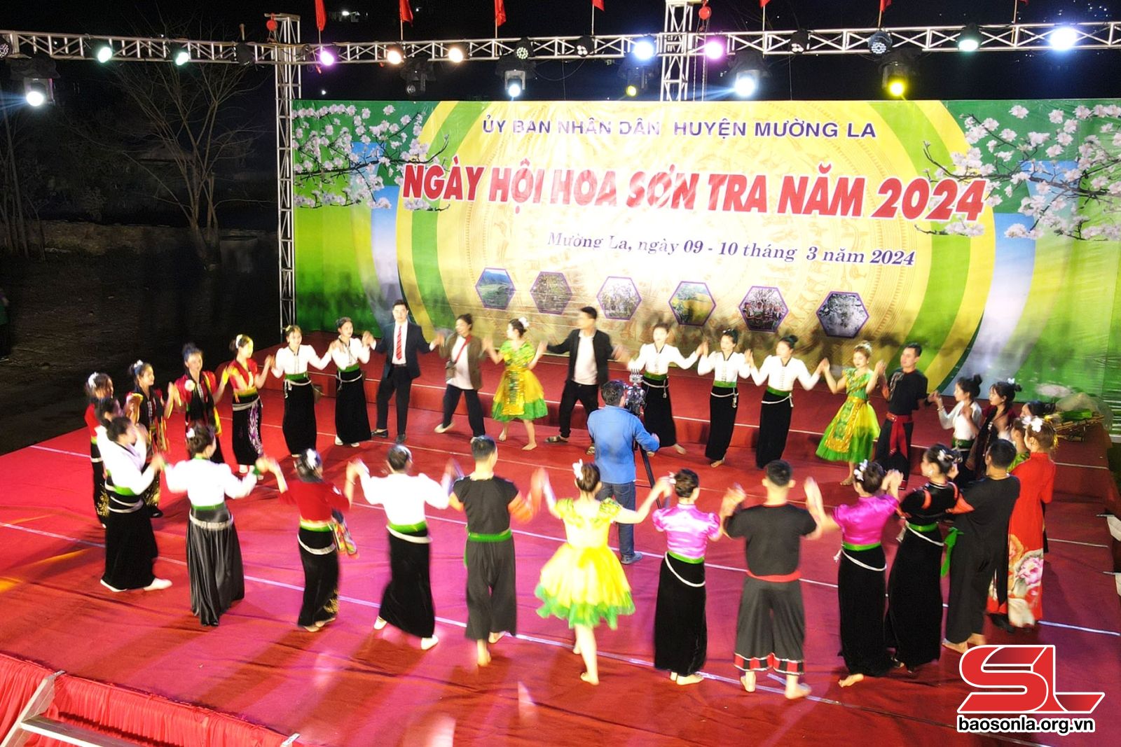 Sơn La: Khai mạc Ngày hội Hoa sơn tra huyện Mường La năm 2024 - Cục Du ...