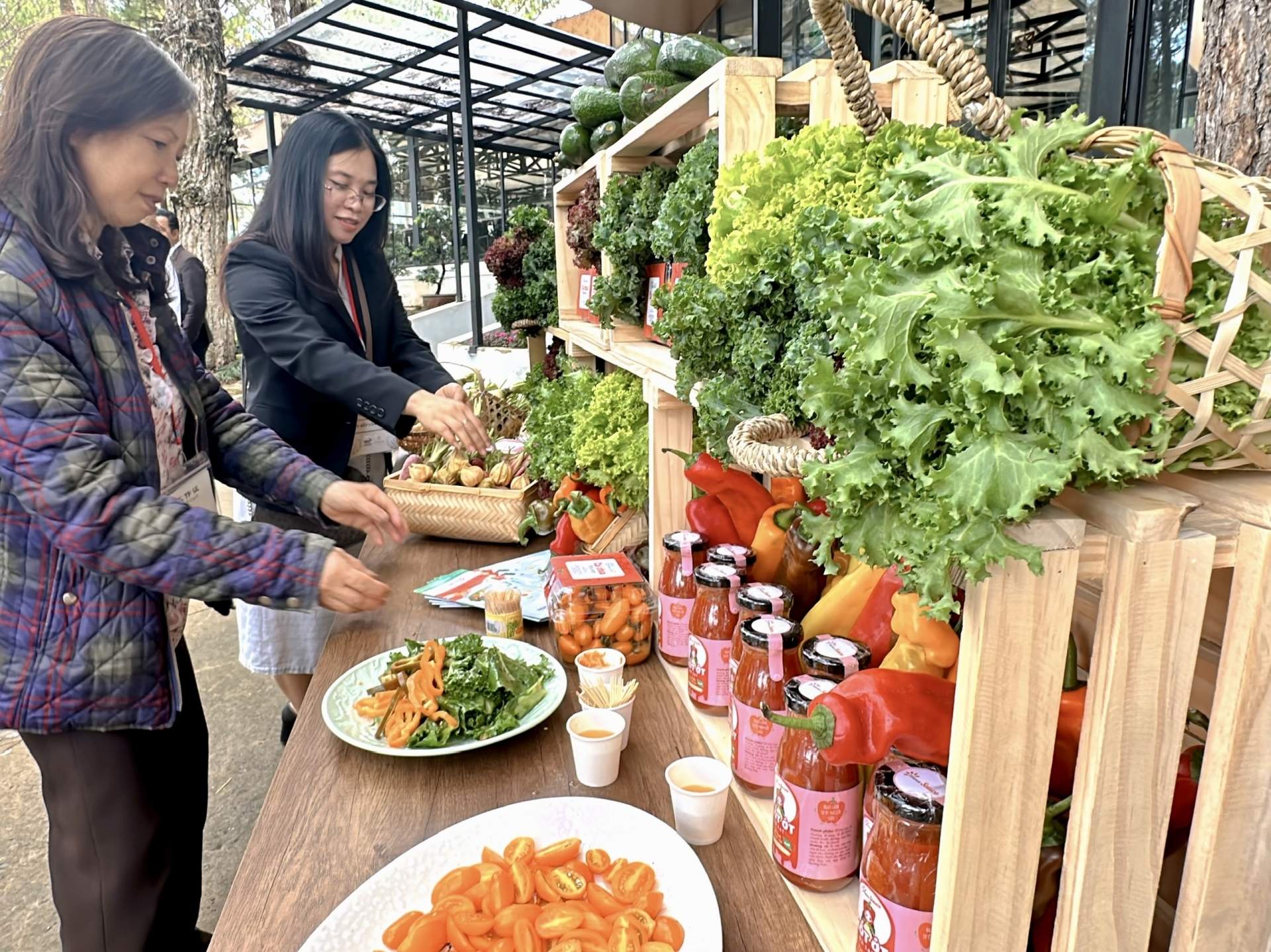 30 đội thi tham dự Chương trình ngày hội ẩm thực “49 món rau trộn Đà ...