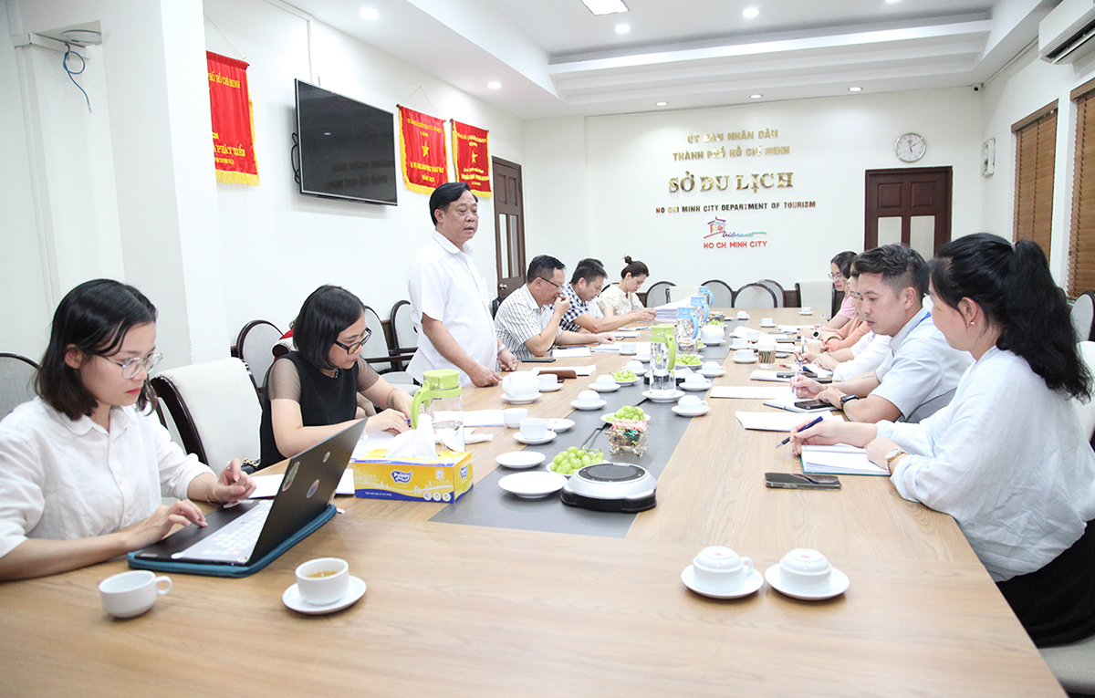 Cục Du lịch Quốc gia Việt Nam kiểm tra việc chấp hành quy định pháp ...