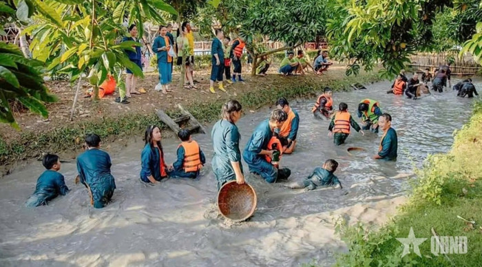 Tạo “đường băng” cho du lịch Đồng bằng sông Cửu Long cất cánh - Cục Du ...